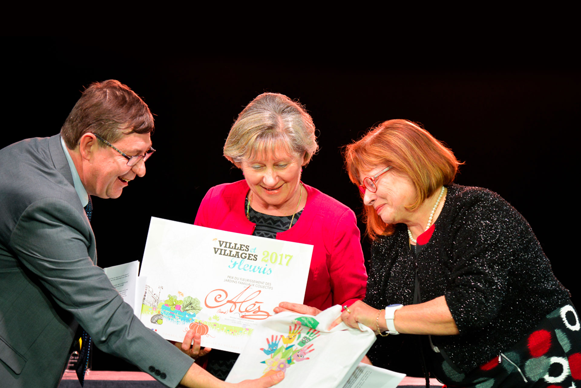 Alès a reçu ses quatrièmes “4 Fleurs” – Le Mag