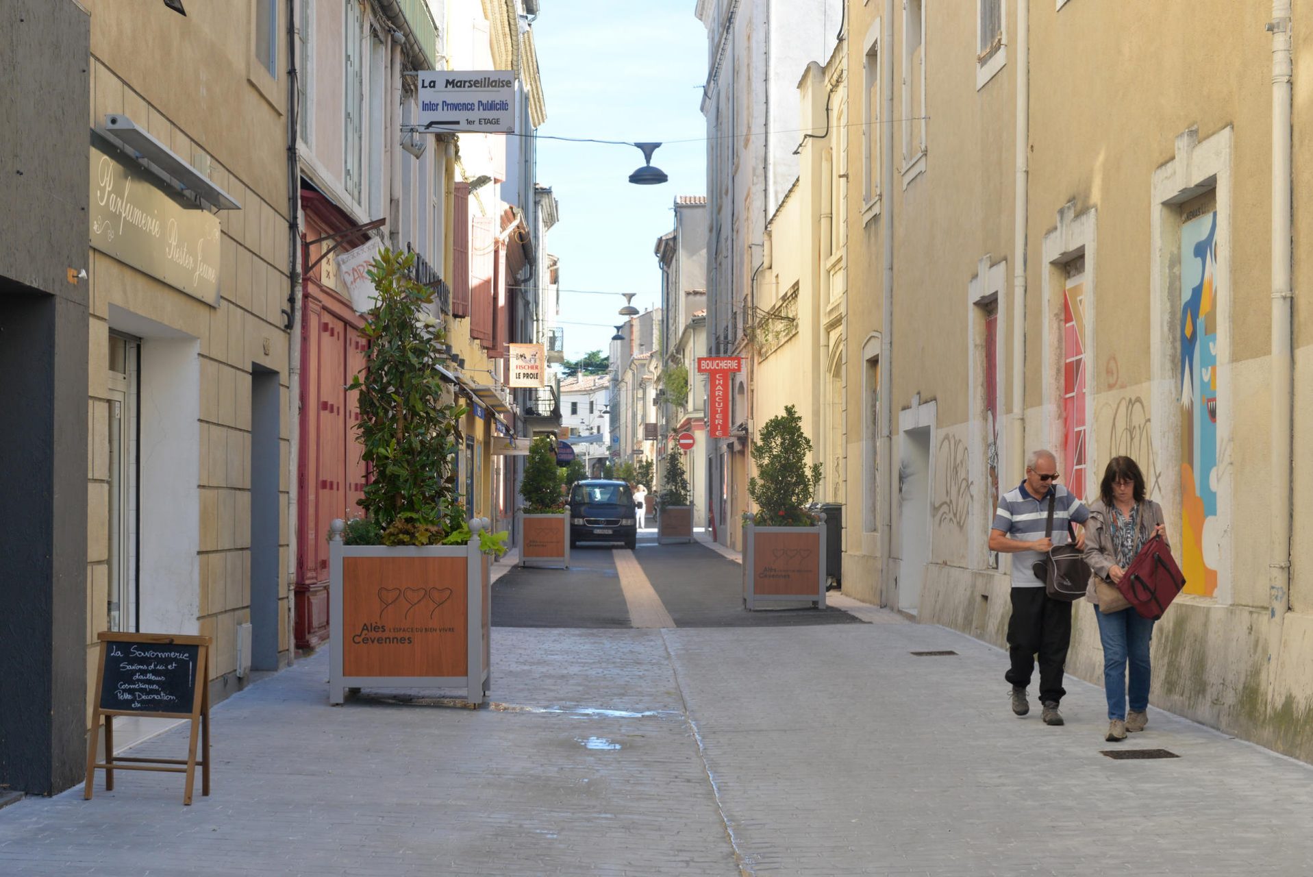 Les “espaces partagés” des rues Taisson et Beauteville sont inaugurés ...